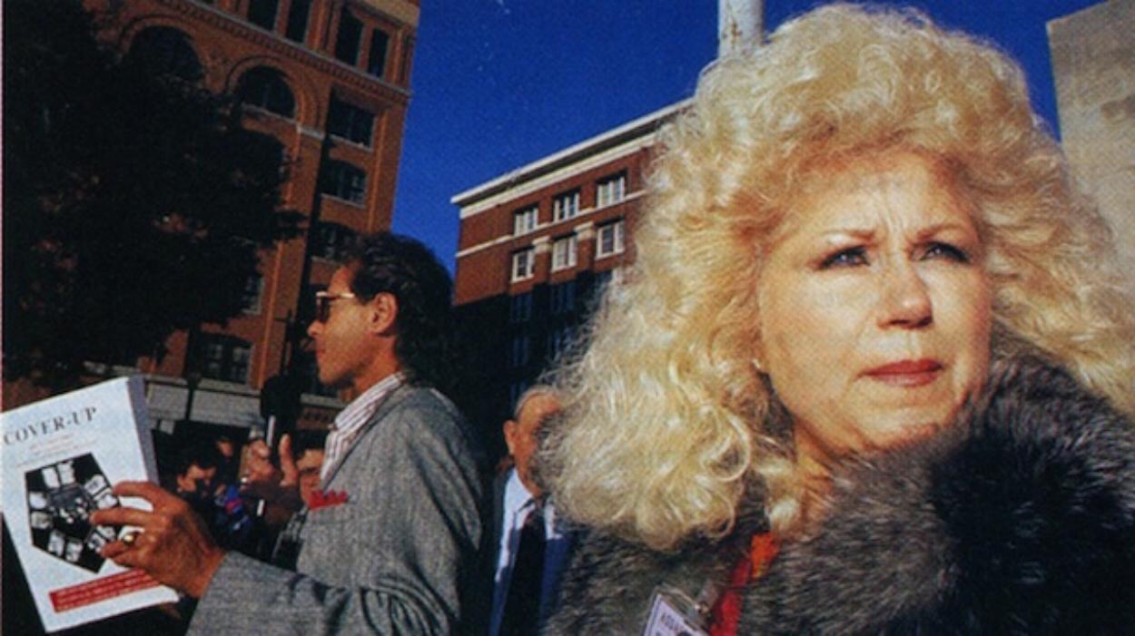 Beverly Oliver – I Can't Believe It's NonFiction