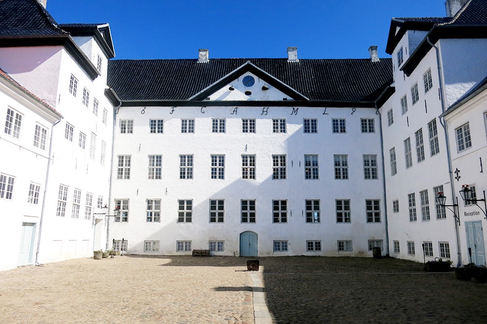 James Hepburn – I Can't Believe It's NonFiction